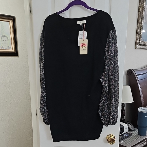 entro | Sweaters | Chic Black Sweater With Floral Sleeves | Poshmark